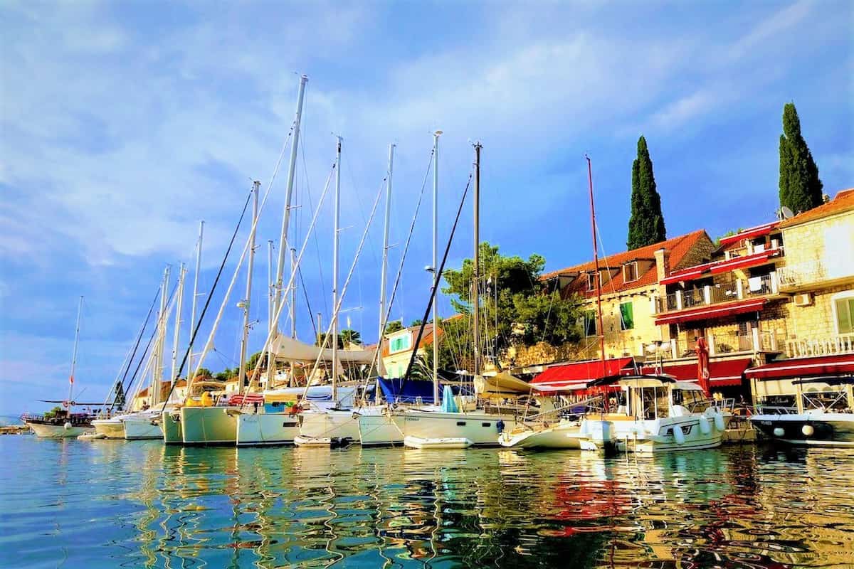 Split: 2 Islands Boat Tour With Snorkeling, SUP, Lunch & Drinks